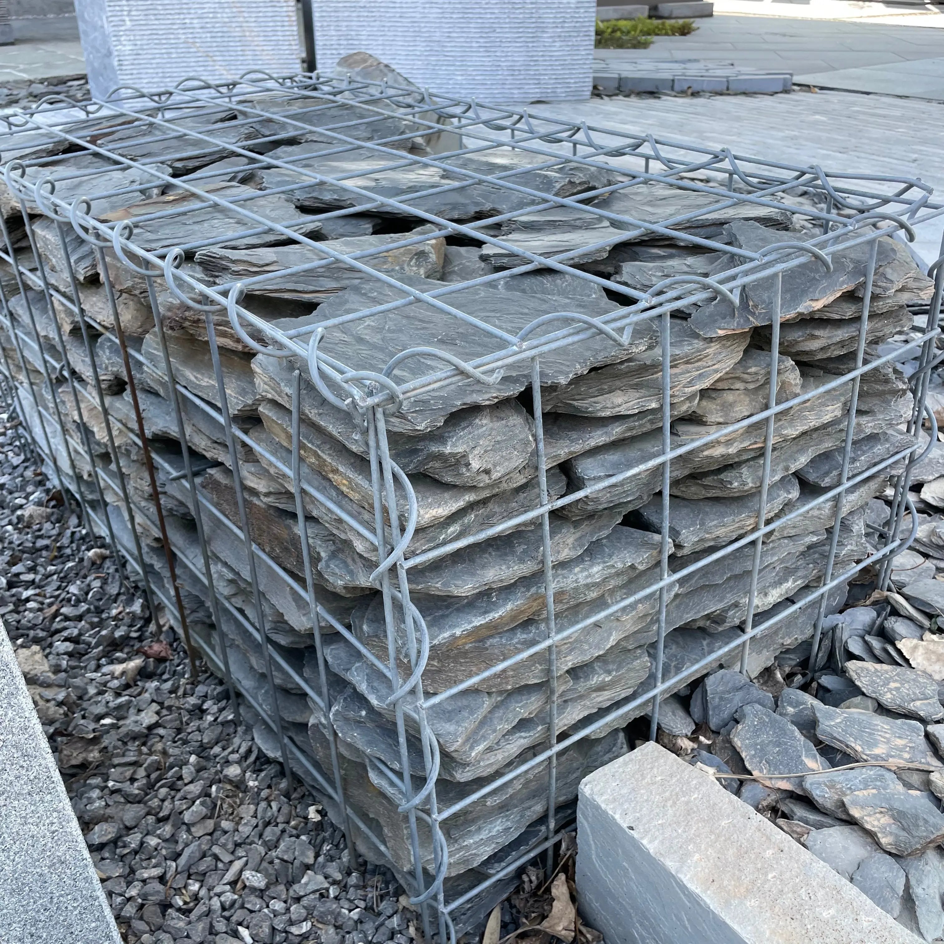 Pierres à gabions décoratives | Granit, calcaire, ardoise – Minéral ...