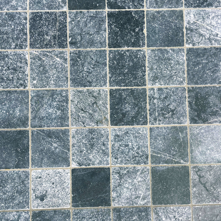 Pierre bleue naturelle pour terrasse, piscine & dallage | Stock rapide ...