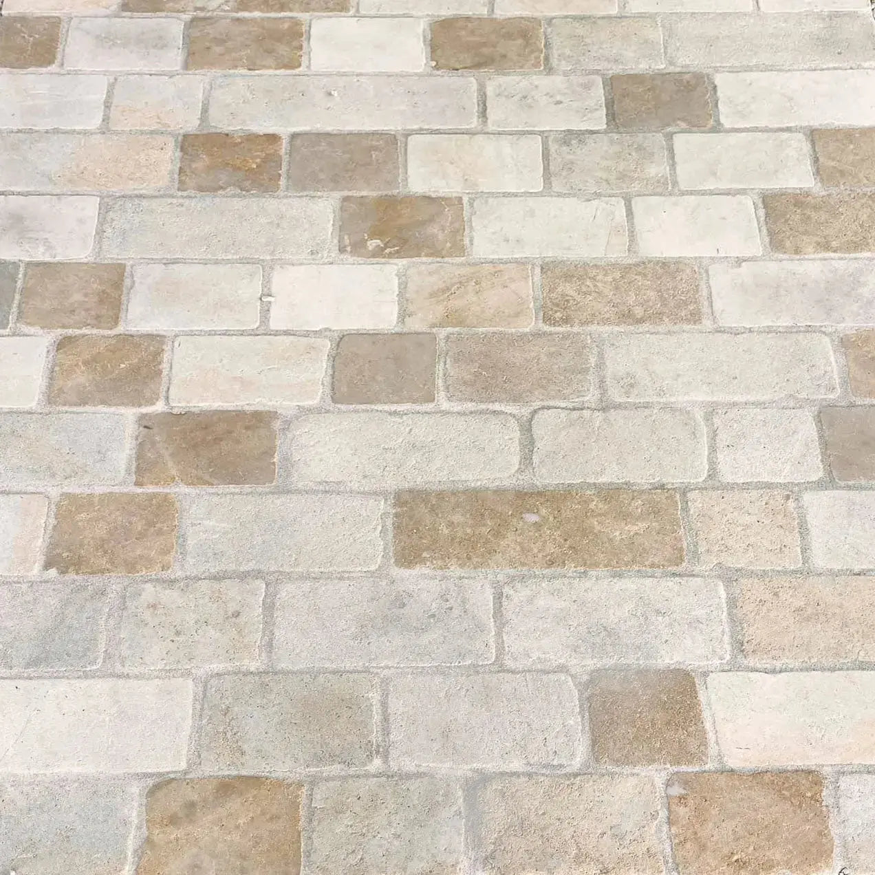 Pavés blancs en pierre naturelle pour jardin et terrasse | En stock ...